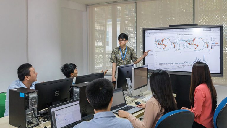 Information System | Universitas Multimedia Nusantara