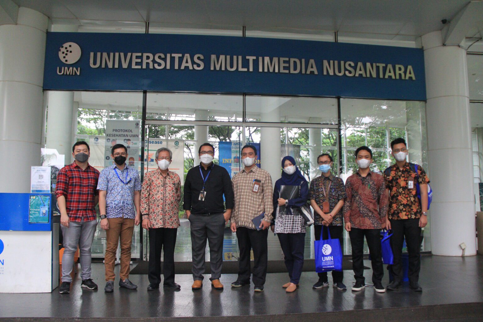 Prodi Film & FTI UMN Terima Hibah Virtual Reality | Universitas Multimedia Nusantara
