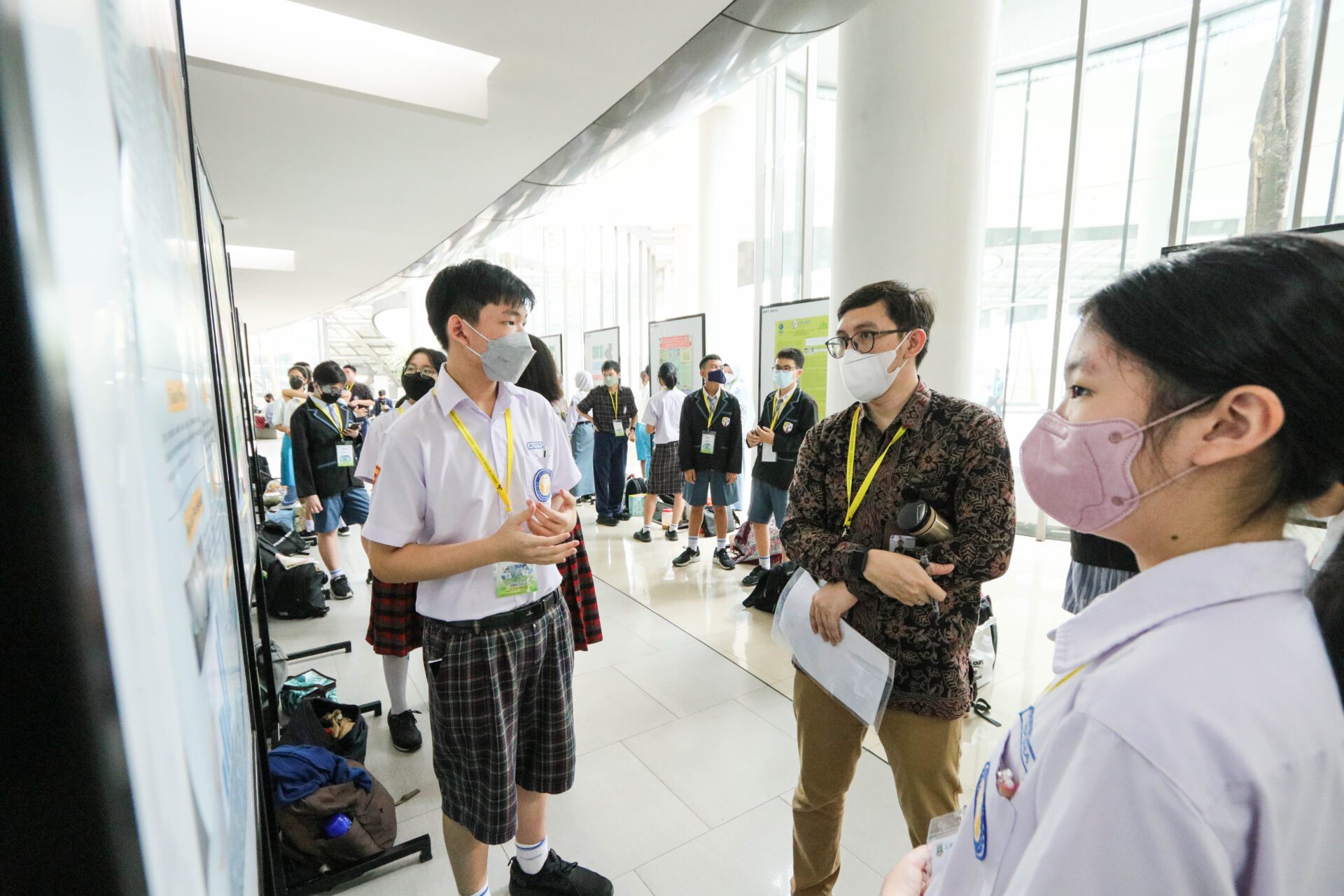 Cetak Peneliti Muda, UMN dan CYS Gelar Lomba Peneliti Belia Se-Banten ...