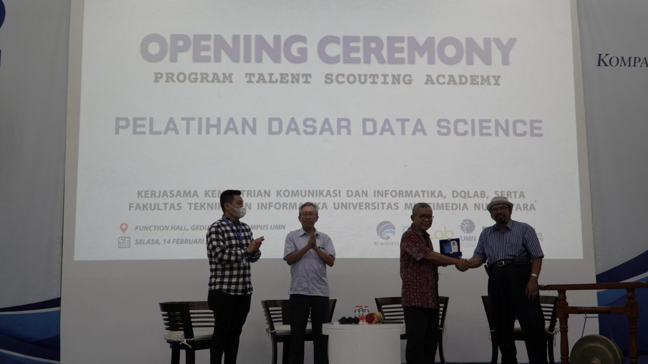 UMN and Kominfo Prepare Data Science Literate Talents Through TSA ...