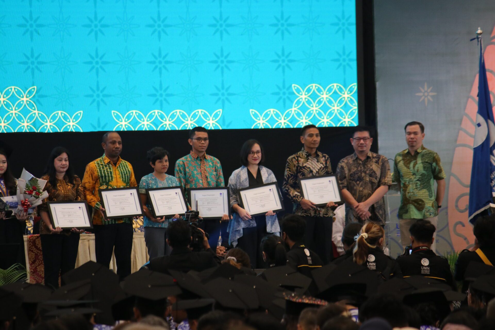 Wisuda XXIV UMN: Ajak Wisudawan Menelisik Peran AI dalam Meningkatkan ...