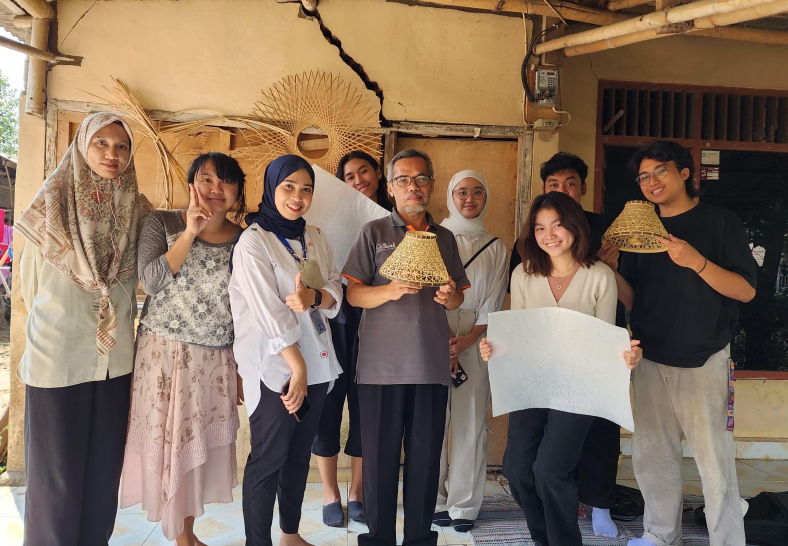 5 Mahasiswa Arsitektur UMN Meraih Juara 2 Lomba Kanvas Gemilang 2023 ...