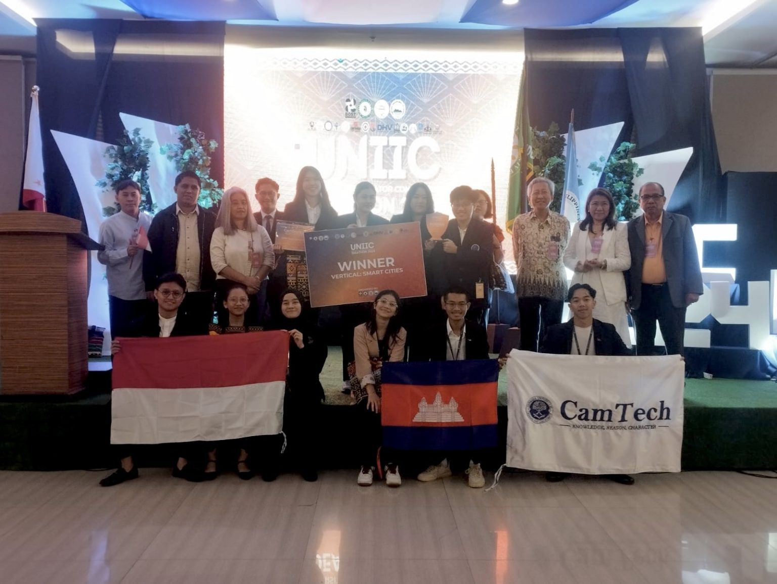 UMN Student Wins 1st Place in The Ideathon Competition 2024 | Universitas Multimedia Nusantara